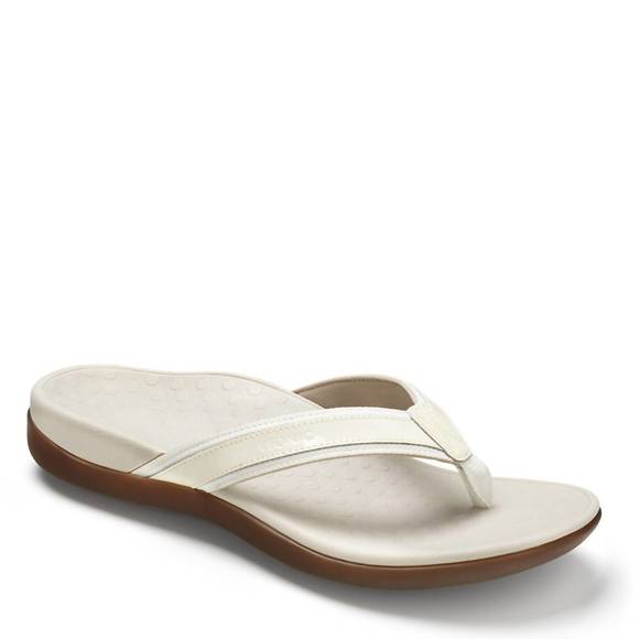Vionic | Shoes | New Vionic Womens Tide Ii Sandal Medium Width In White ...
